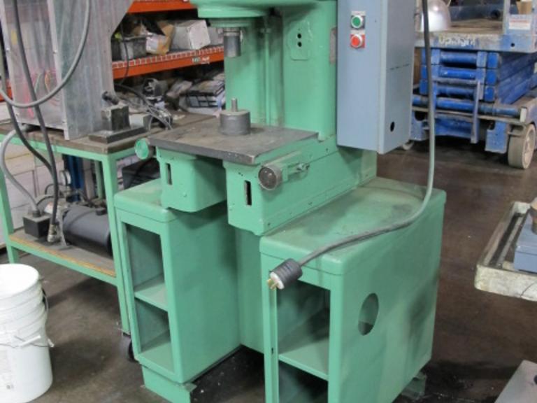 Machines Used | Denision Hydroilic 4-Ton Multipress with Stand
