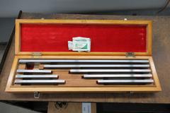 Machines Used | CIMM Grade 2 No. 3743 Long Gauge Blocks