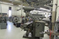 Machines Used | Bridgeport Series II Vertical Milling Machine with 40 ...