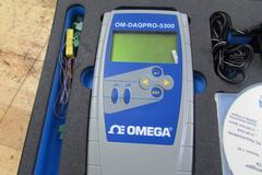 Omega OM-DAQPRO Datalogger with Software, Battery, Leads, Case & Manual ...