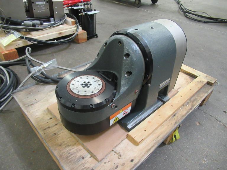 Haas TRT100 Dual Axis (4th and 5th) Rotary Table with Sigma-5 Brushless ...