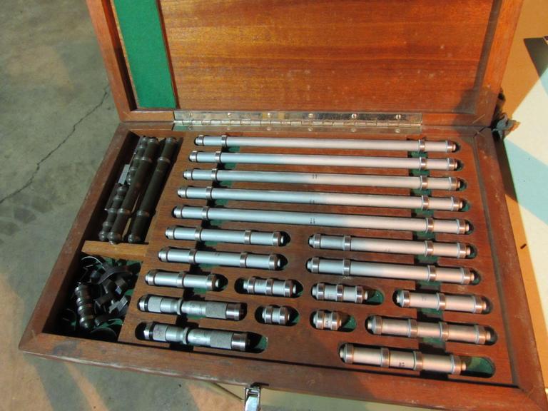 Machines Used Lufkin Internal Micrometer Set With 2 Micrometers