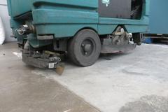 Machines Used | Tennant 7100 Ride On Floor Scrubber