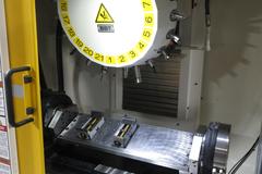 Fanuc RoboDrill Alpha D21LiB5-24K-ADV-F004B Long Bed CNC Drilling and ...