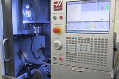 Haas UMC-750SS 5-Axis CNC Vertical Machining Center with 12,000 RPM ...