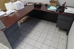 Machines Used | Hon Desk with Return