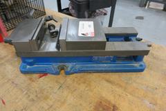 Machines Used | KURT D688 6" Machine Vise with Vise Stop