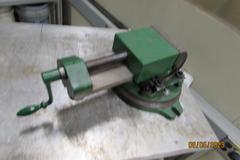 Machines Used | American Vise Company 5.25" Double Tilt & Swivel ...