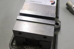 Machines Used | Kurt D40A 4" Machine Vise w Steel Jaws and Handle