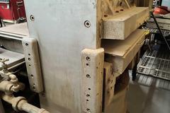 Machines Used | Lake Erie Upacting Heated Hydraulic Press