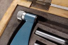 Machines Used | 6 to 12" Interchangeable Anvil Micrometer with Ratchet ...